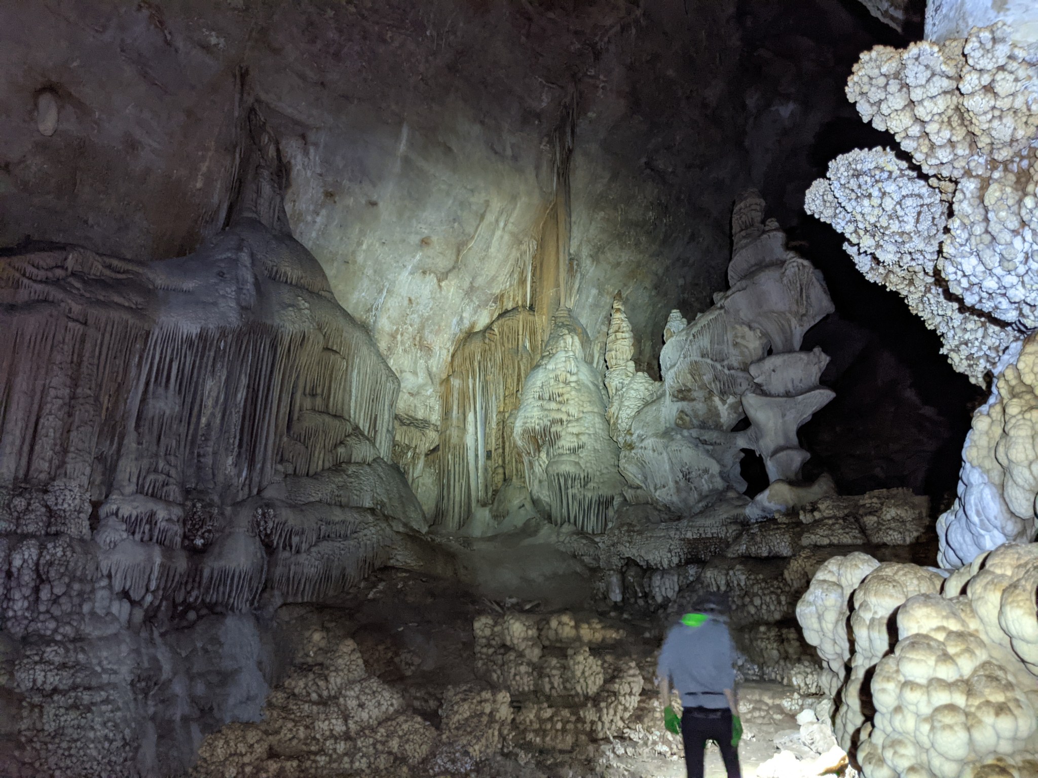 All About Caves! – Heading Roam